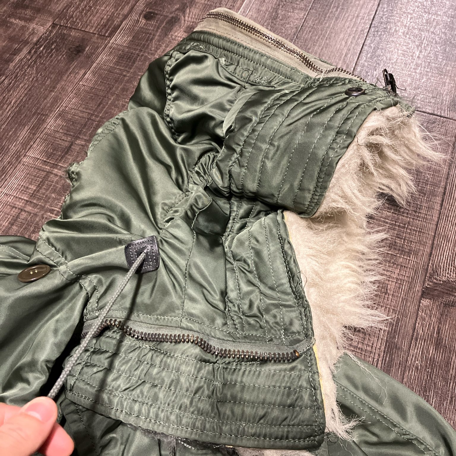 【王道の短丈】アメリカ軍 実物 N-2B フライトジャケットを徹底解説！ 見分け方 タグ 年代判別 合わせ方は? 着画あり【スタイリリック ...